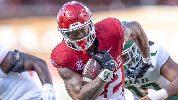 Jackson returns to help Razorback backfield gain footing