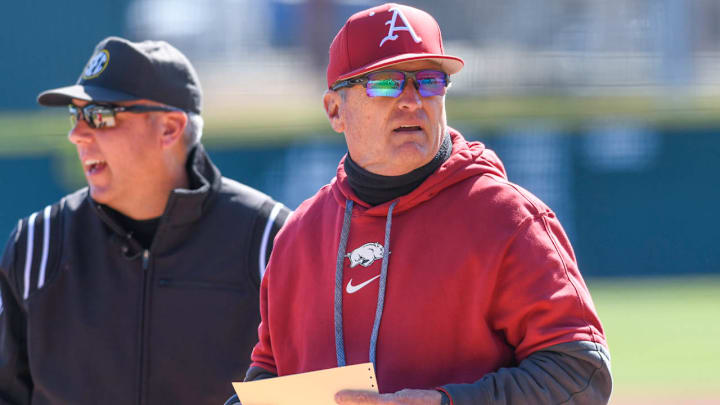 Van Horn still trying to find sweet spot for Arkansas infield