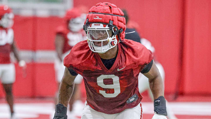 Razorbacks edge rusher ready to have big impact sophomore season