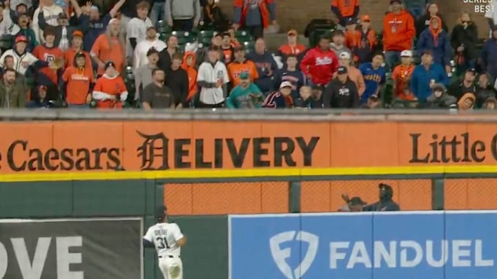Mariners Fan Who Caught Cal Raleigh Homer vs. Tigers Wore the Perfect 'Dumper' Shirt