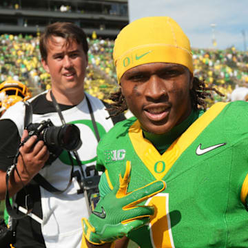 Oregon Ducks' Dakorien Moore Run-Blocking Grade Puts Nation On Notice