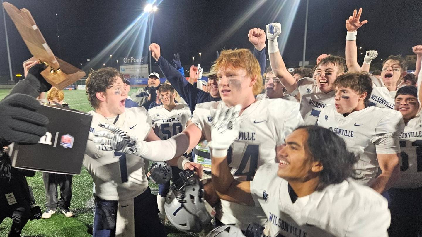 Mark Wiepert's game for the ages powers Wilsonville over Mountain View ...