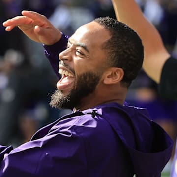 Ex-Husky Myles Gaskin Joins Ravens as Free Agent