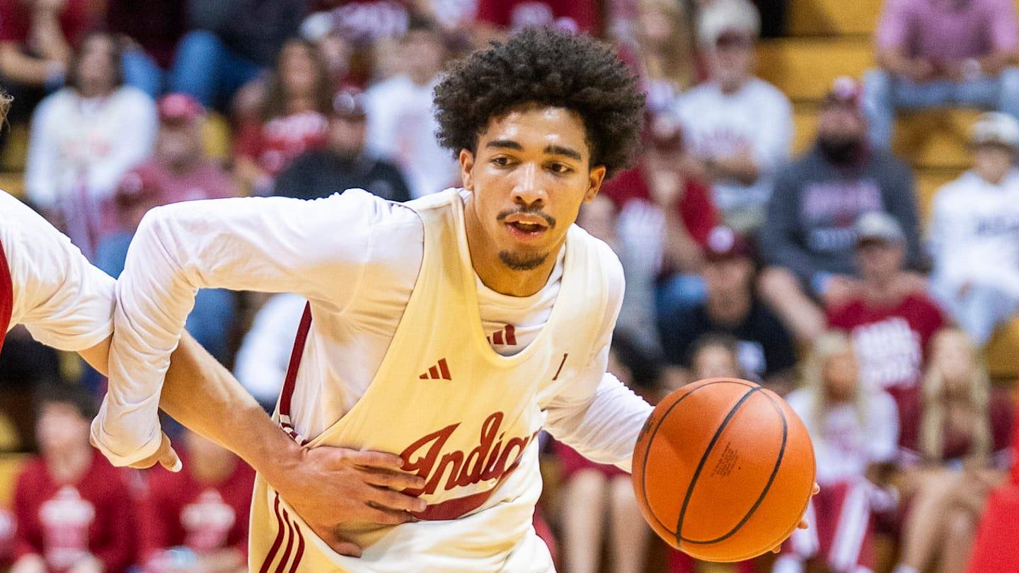 WATCH: Indiana's Myles Rice Cuts Through Tennessee Defense For First Basket