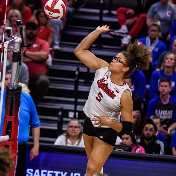 Nebraska Volleyball Wins Four Sets Over Kansas in Spring Match