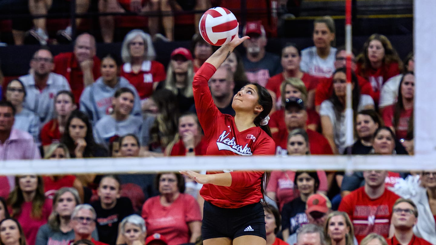 Nebraska Volleyball Libero Claims Seventh Career Weekly Award
