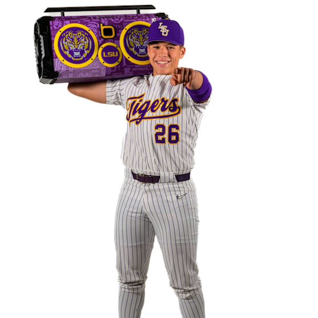 LSU Tigers Baseball Outscores Southeastern Louisiana 9-3 in Fall ...