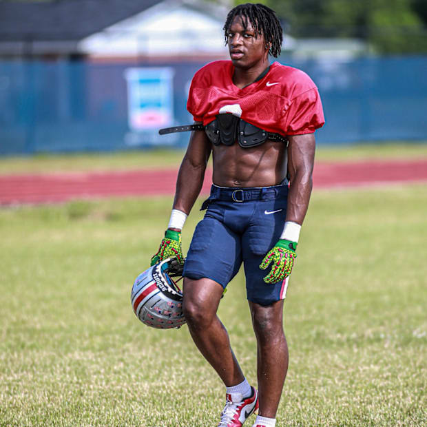 Alabama Crimson Tide Enters Race for Coveted LSU Football Target ...