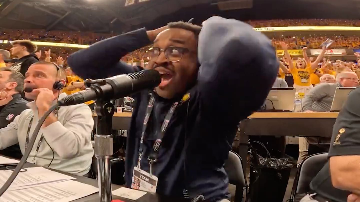 Pacers PA Announcer Had a Priceless Reaction to the Pascal Siakam Dunk