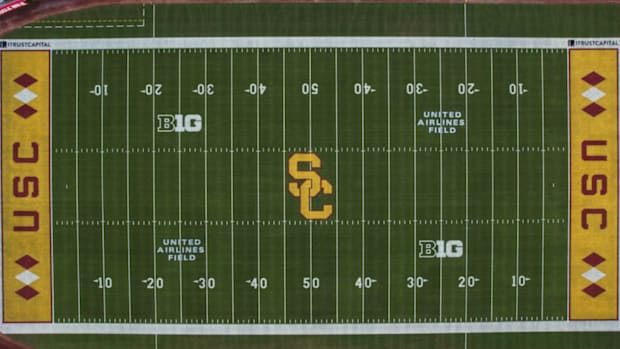 LOOK: USC Trojans’ New Field Paint, Throwback Logo vs. Nebraska Cornhuskers