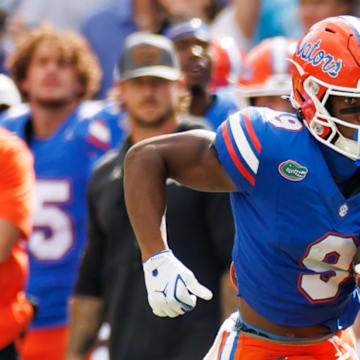 WATCH: Gators WR Vernell Brown III Wows the Swamp with One-Handed Catch