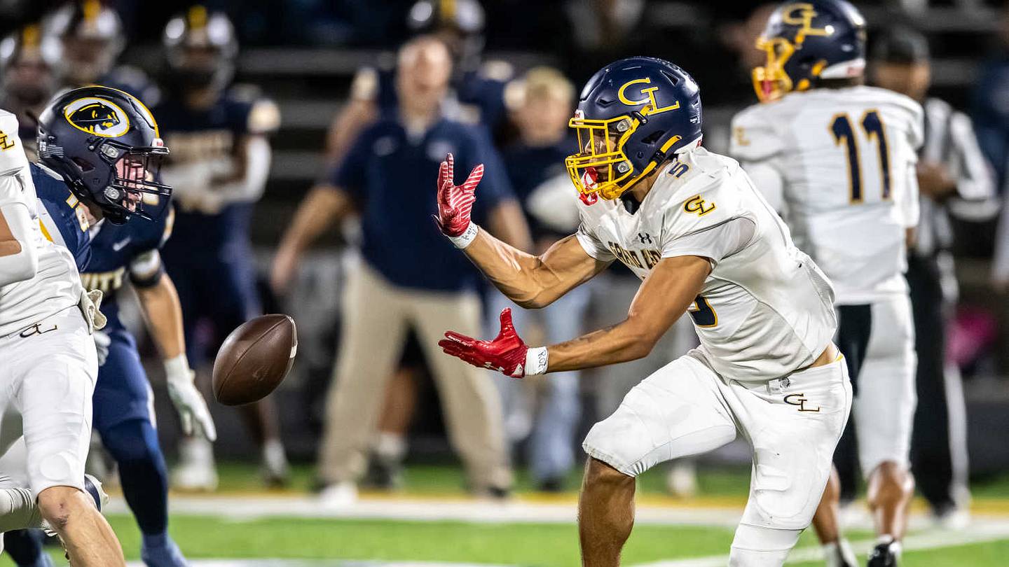 Grand Rapids Area High School Football Schedule & Scores - October 17, 2025