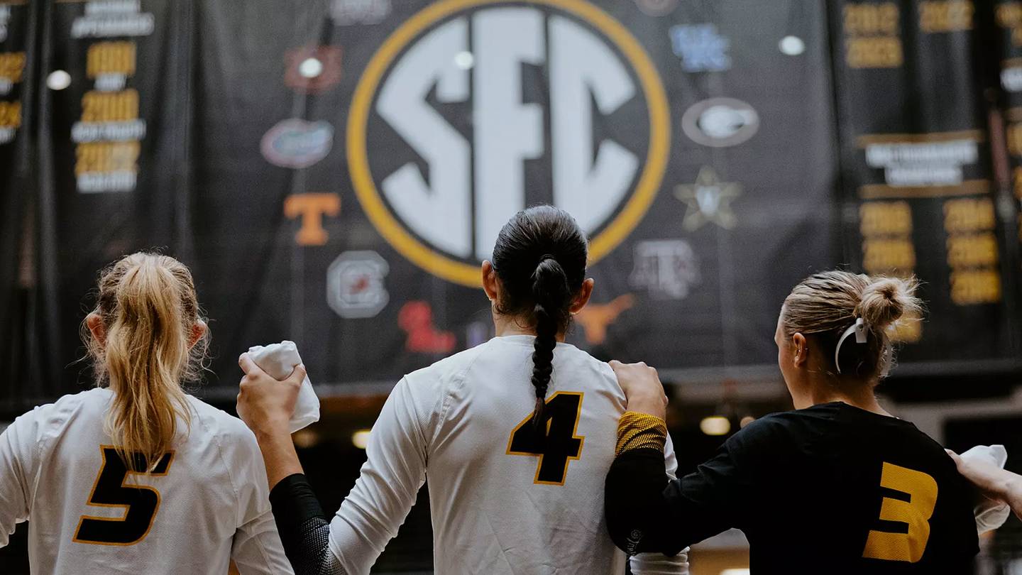 Mizzou Volleyball Sweeps Southeast Missouri State; The Buzz, Thursday ...