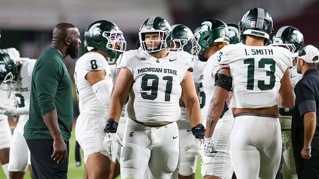 MSU's Alex VanSumeren on Breakout Year, Containing UCLA's Iamaleava