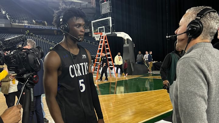 Huskies Keep Zoom Diallo From Leaving, Focused on Becoming Hometown Hero