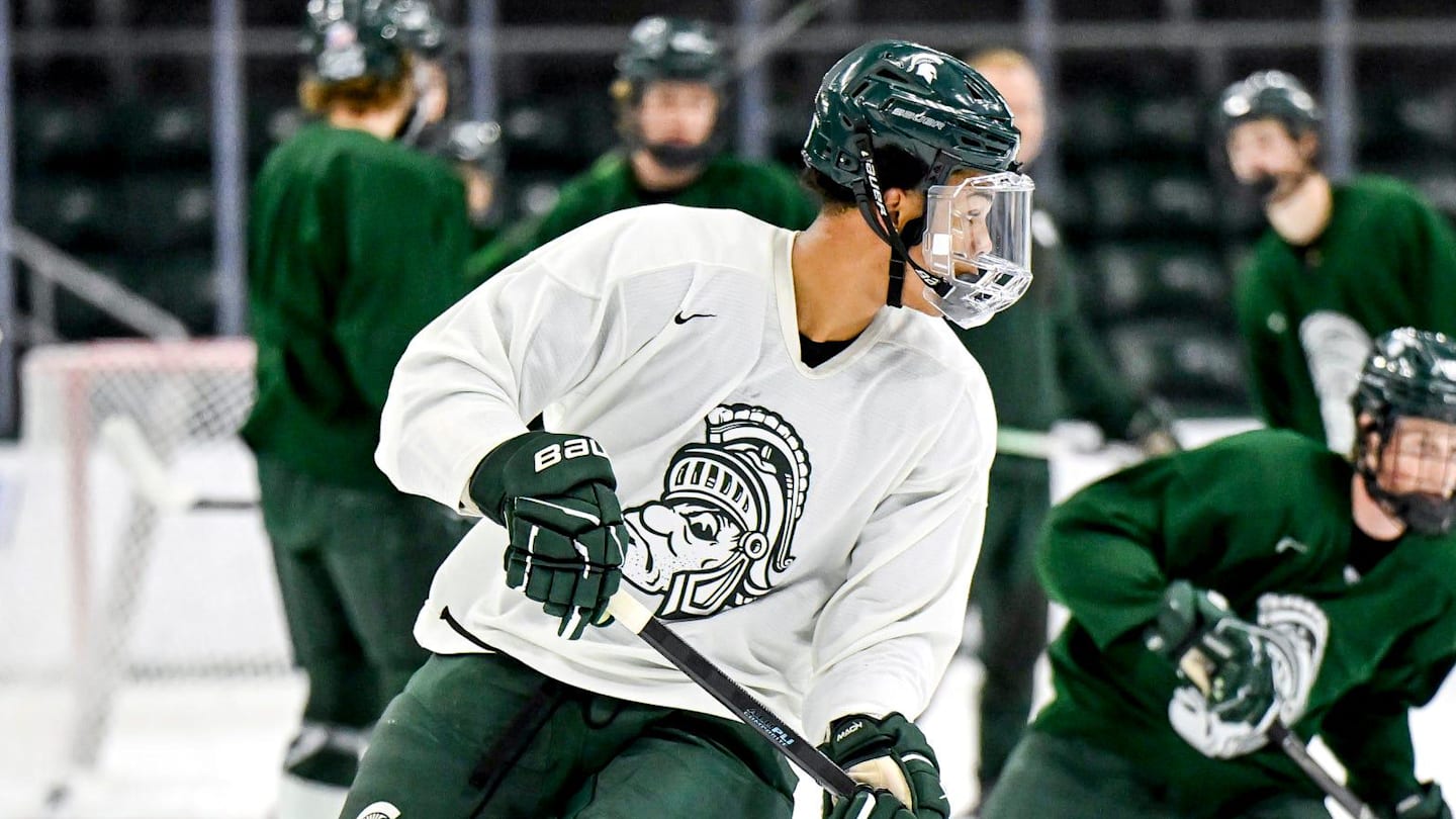 No. 2 MSU Hockey Readies for Season Opener vs. New Hampshire