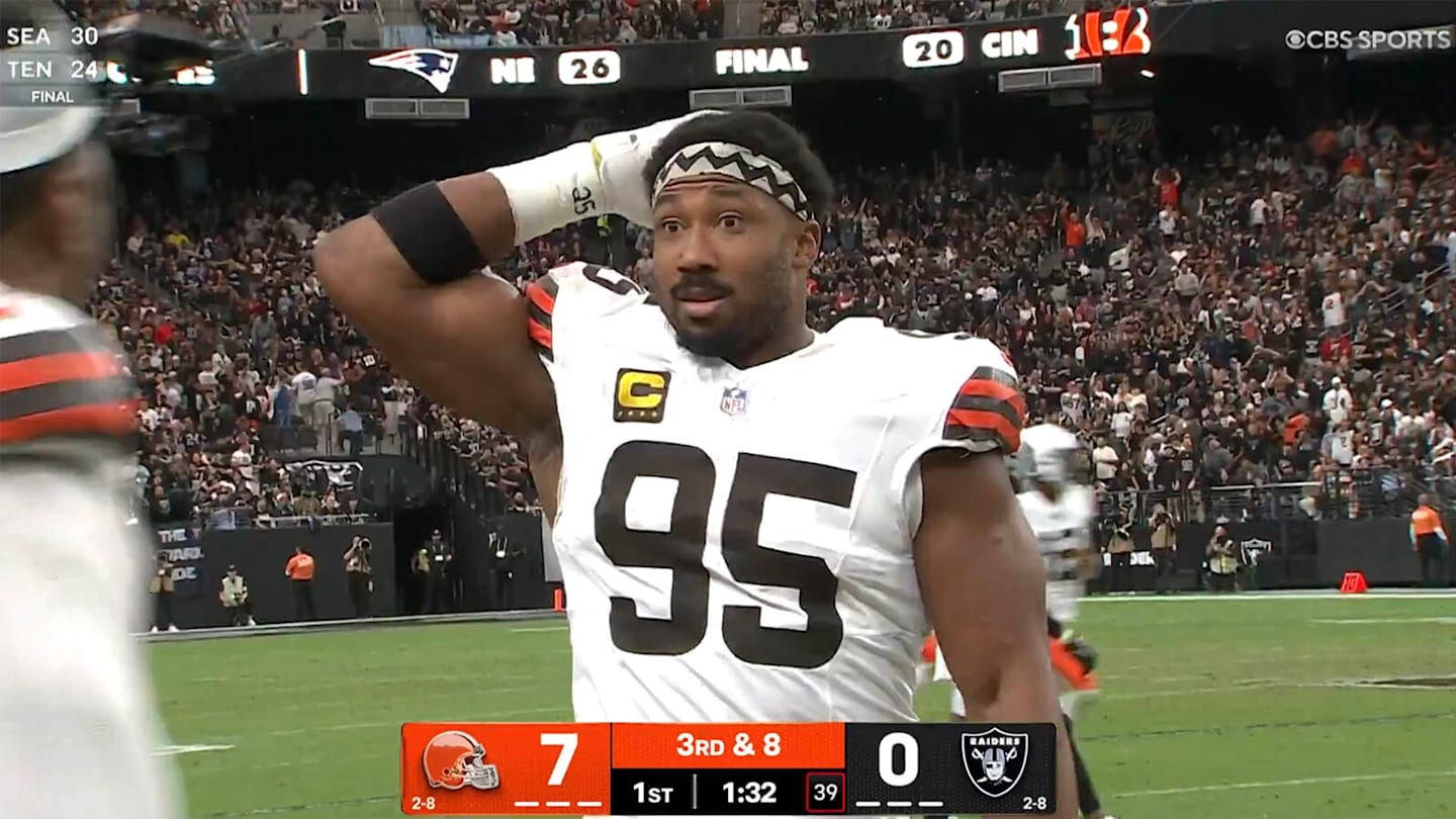 Myles Garrett Had Priceless Reaction to Shedeur Sanders's 53-Yard Dime ...