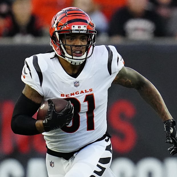 Randy Moss’s son Montigo gets Vikings shot in awesome proud dad moment