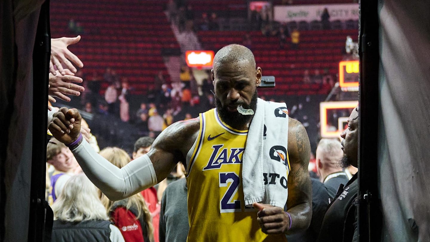 LeBron James' Official Injury Status For Clippers-Lakers Game