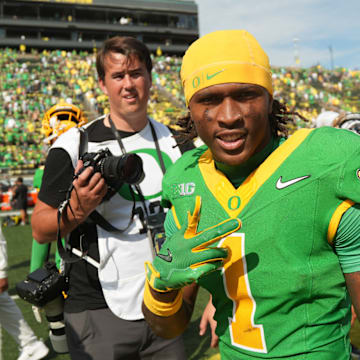 Oregon Ducks Schedule: What Colors Do Fans Wear? Uniform Hints