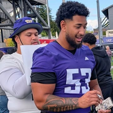 Ex-Husky Myles Gaskin Joins Ravens as Free Agent