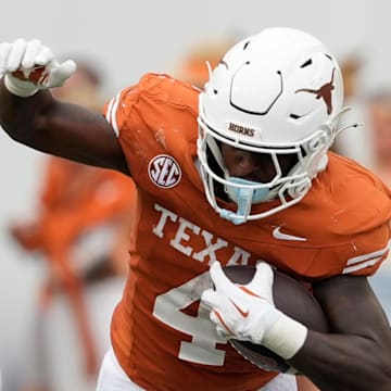 Texas Longhorns RB CJ Baxter Opens Up on 'Brutal' Injury Recovery