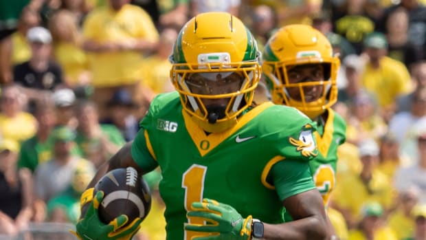 Why Oregon Ducks' 2025 Recruiting Class Boosts College Football Playoff ...