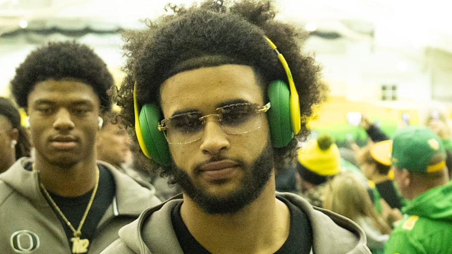 Bob Chesney Opens Up On Oregon Fans, Autzen Experience After Losing To ...