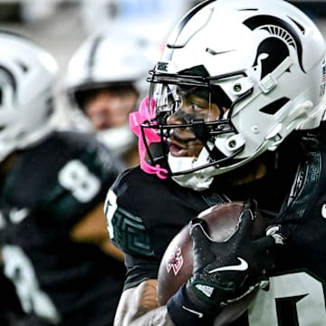 MSU Legend Signs with Pro Team