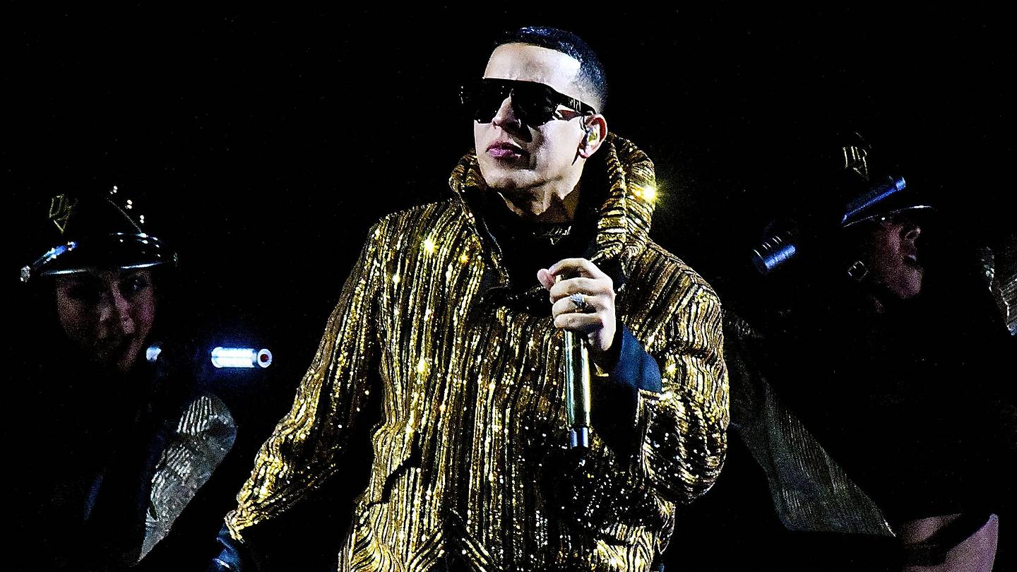 ¿Quién tiene más dinero Raphy Pina o Daddy Yankee?