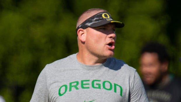 Interesting Statistic Reveals How Dominant Oregon Ducks Defense Is