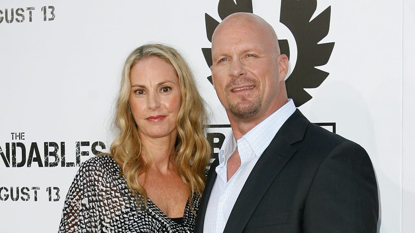 Who Is Stone Cold Steve Austin's Wife, Kristin Austin?