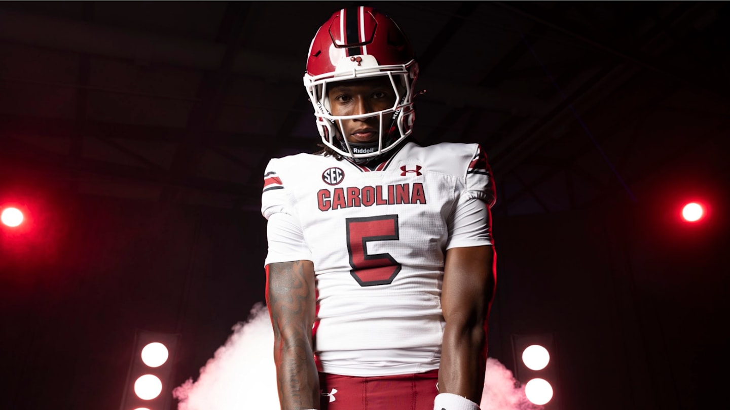 J'Zavien Currence Shuts Down Recruitment, Locked in With South Carolina