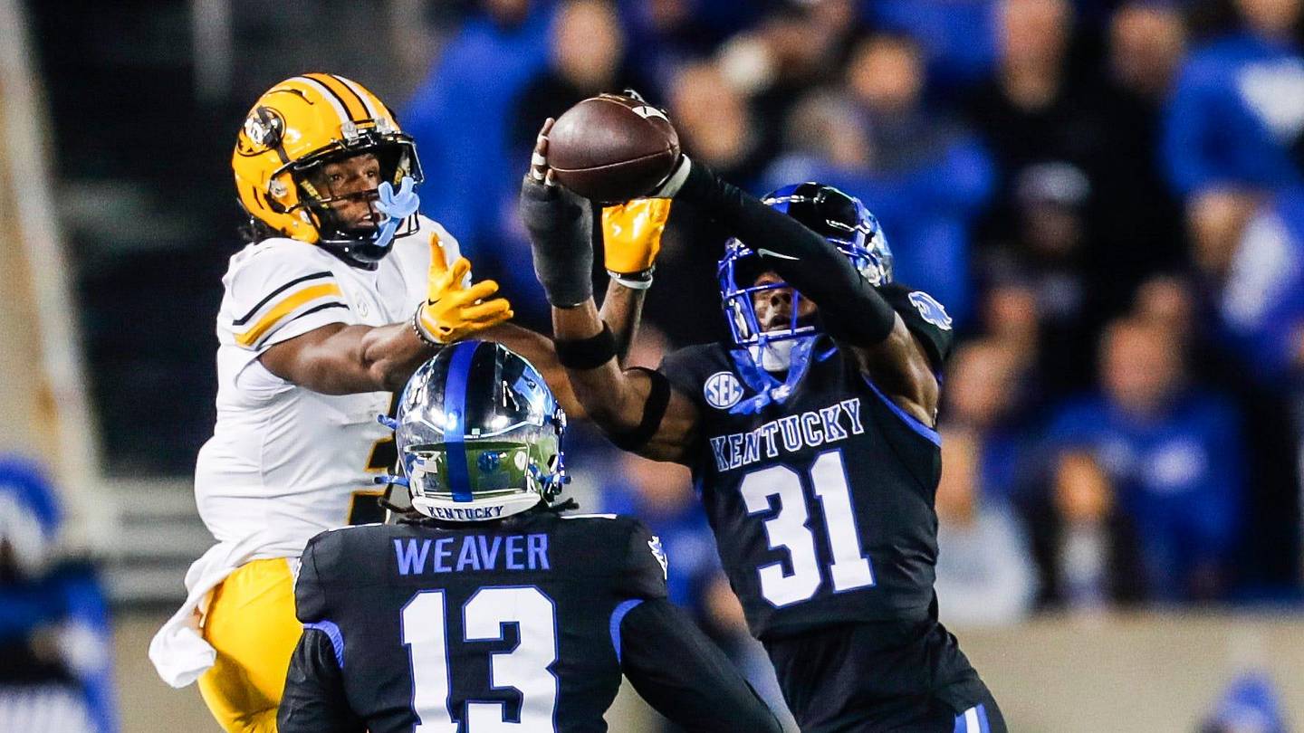 NFL Draft metric creator tabs Buffalo Bills' Max Hairston as 'favorite ...