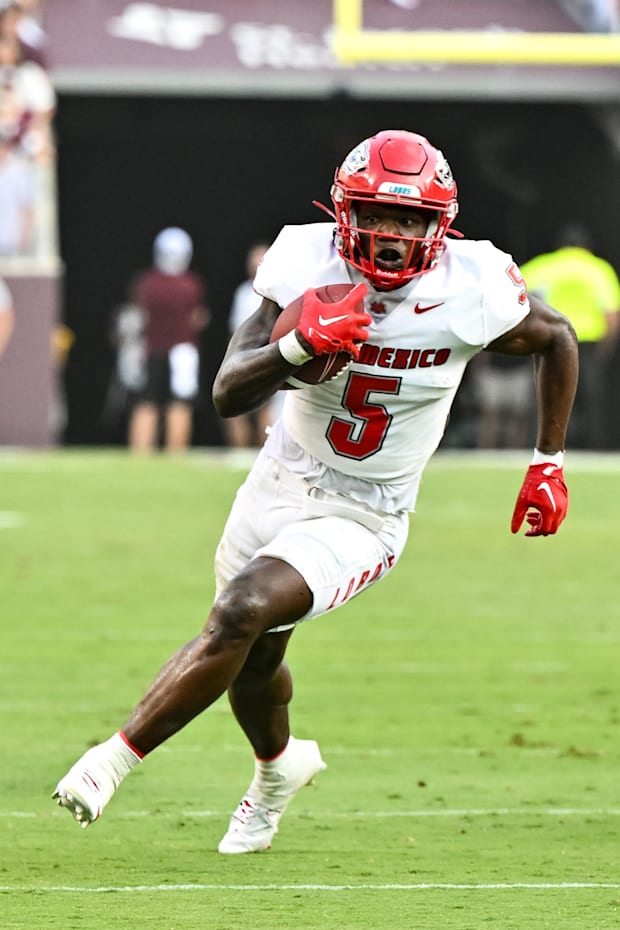 Washington Commanders rookie could become new fan favorite