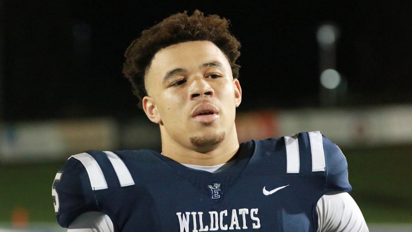 Auburn Commitment Eric Winters is a Defensive Quarterback