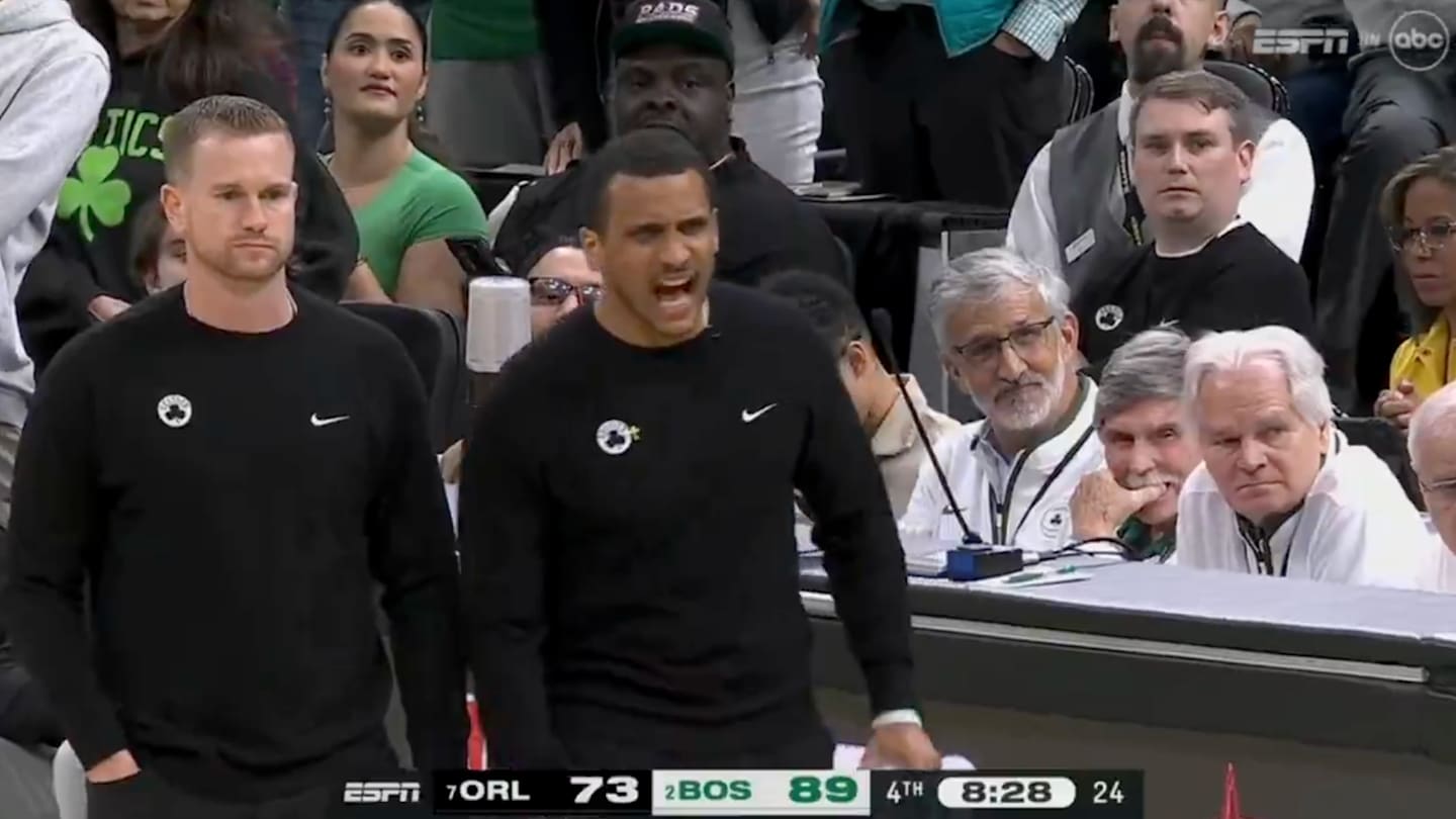 Joe Mazzulla Yelled at Jayson Tatum to 'Get Up!' As He Winced in Pain After Fall