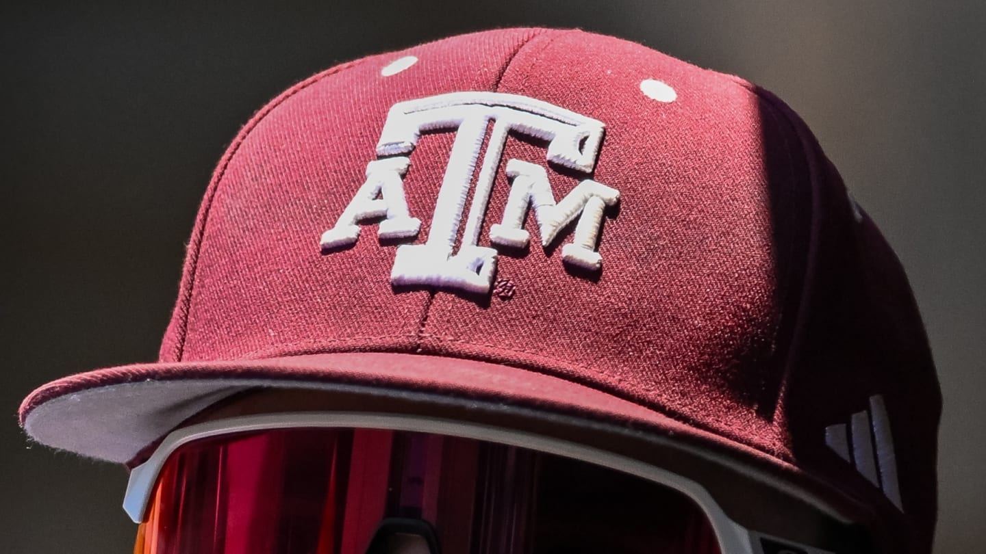 Texas A&M Aggies Hire Washington's Jason Kelly as Pitching Coach