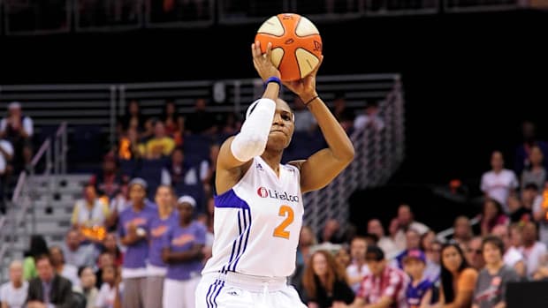 How Temeka Johnson Helped The Mercury Win A Championship