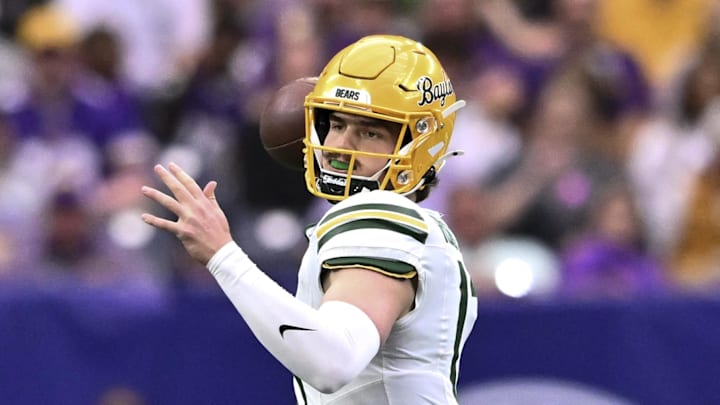 How Auburn Attacks Baylor QB Sawyer Robertson