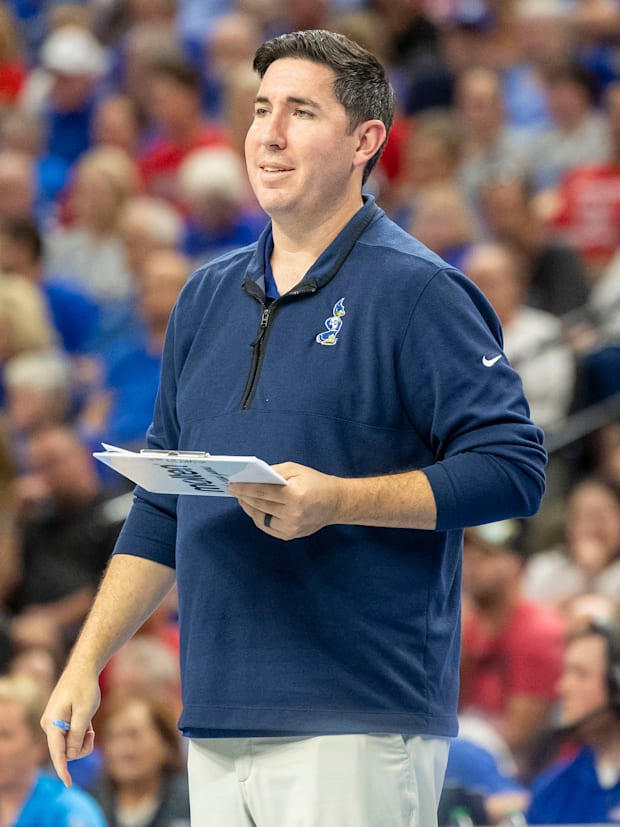 Nebraska Volleyball Gains First-Place Vote, Maintains No. 1 Ranking in ...