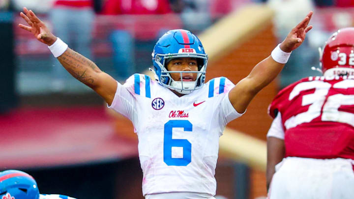 College football rankings: AP top 25 teams moving up, down in Week 10