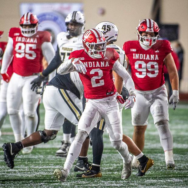 PHOTO GALLERY: Best Pictures From Indiana's Old Oaken Bucket Win ...