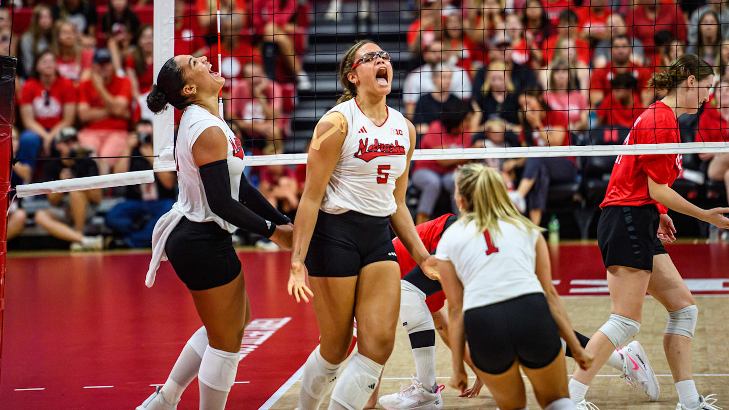 AVCA First Serve Showcase | HuskerMax Forums