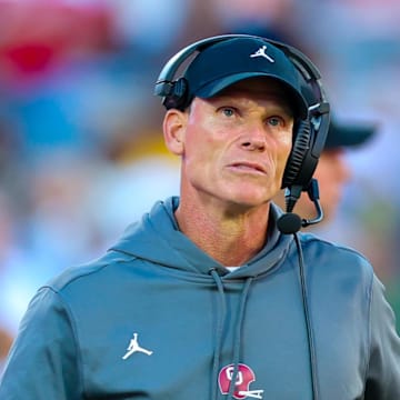 Oklahoma OL Coach Bill Bedenbaugh Has Found the Formula for Massive ...