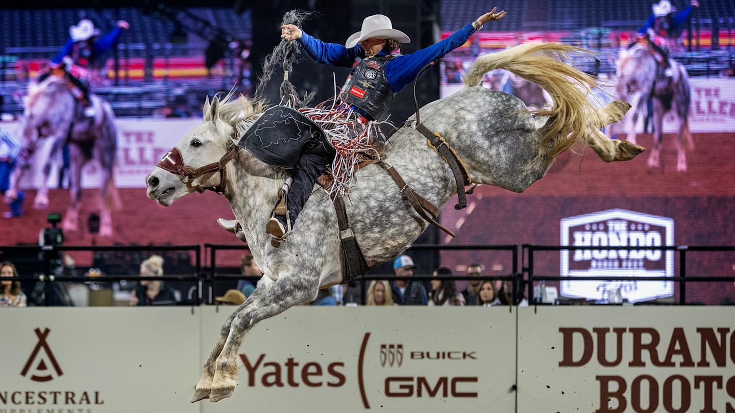 Buckin Straight to the Top: Saddle Bronc Riding World Standings Update