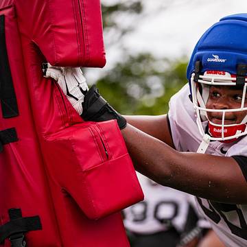 Josh McCray Announces Commitment to Georgia Football