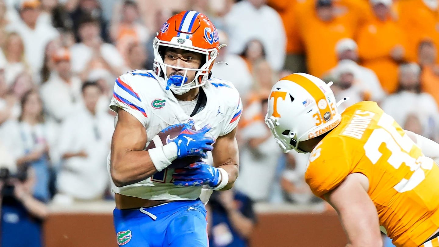 Former Wisconsin WR Chimere Dike a Big Hit for Florida Gators