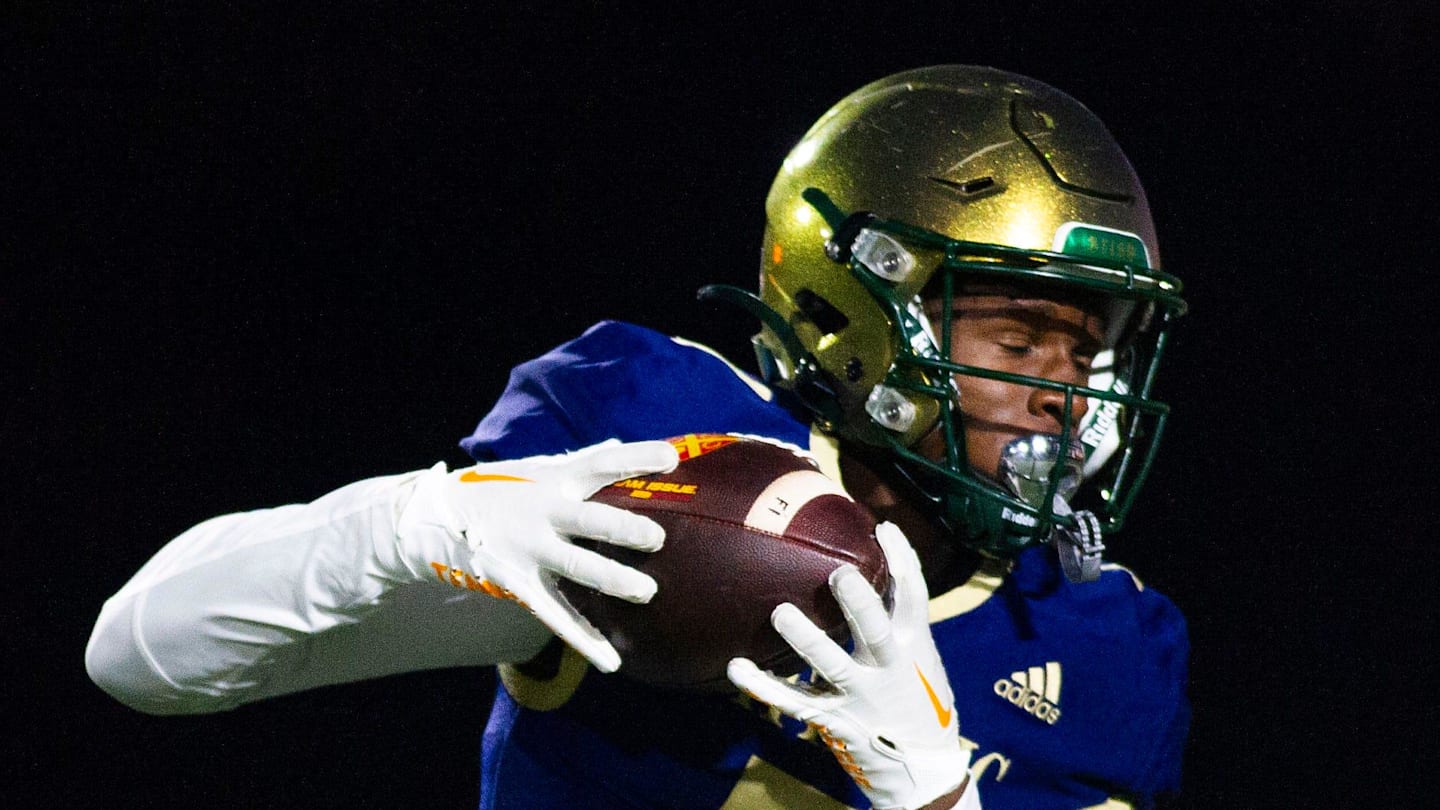 Tyreek King Visits Tennessee Football