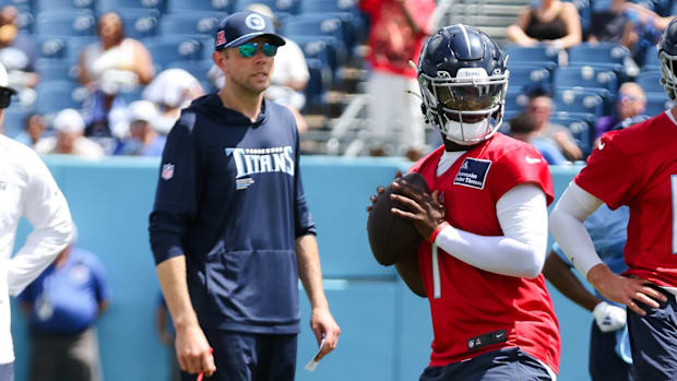 Tennessee Titans QB Has Confidence in New Play-Caller